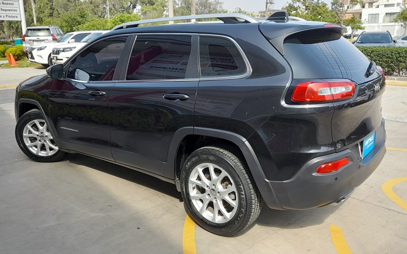 Jeep Cherokee Longitude 4X2 AT | Mitsui Automotriz